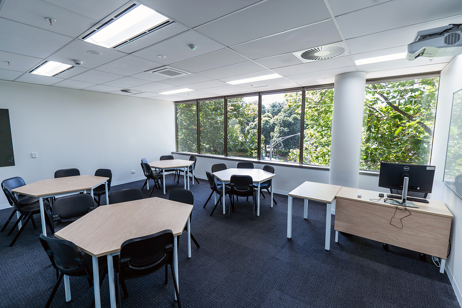 Hawthorn-Melbourne - 耕欣國際教育